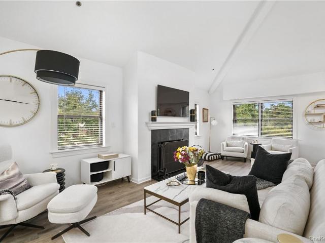 110 Theodore Fremd Avenue B9