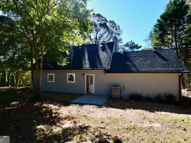 110 Thomas Trail