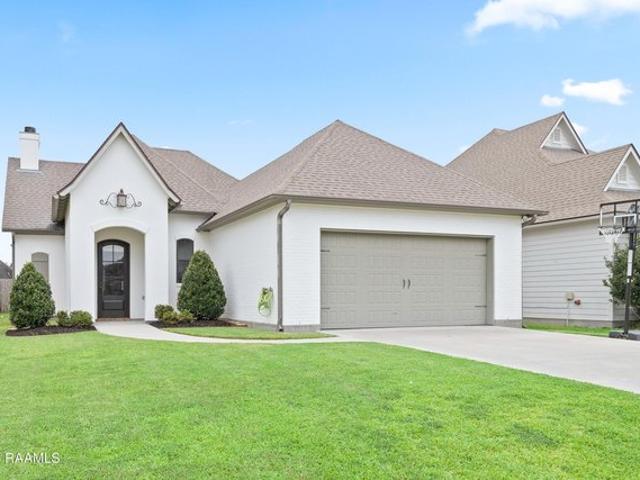 110 Timber Bark Rd, Lafayette, LA 70508