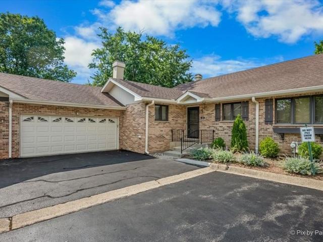 110 Villa Way Unit 110, Bloomingdale, IL 60108