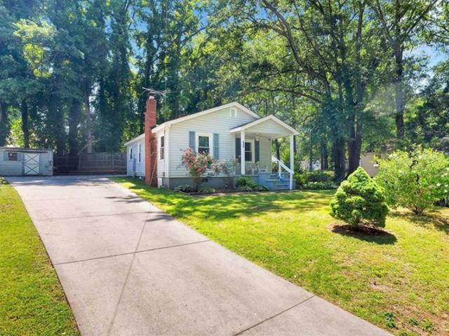 110 York Dr, Greenville, SC 29611