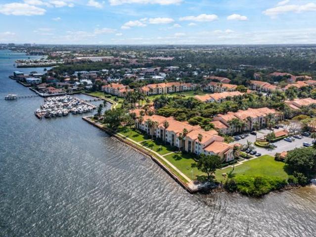 110 Yacht Club Way Unit 107, Hypoluxo, FL