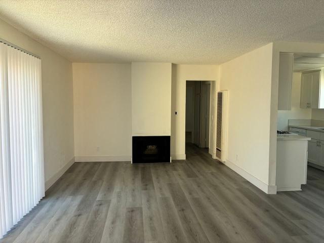 11143 2 Bedroom Apartment for Rent at 7901 Newman Ave, Huntington Beach, CA 92647 Oak View
