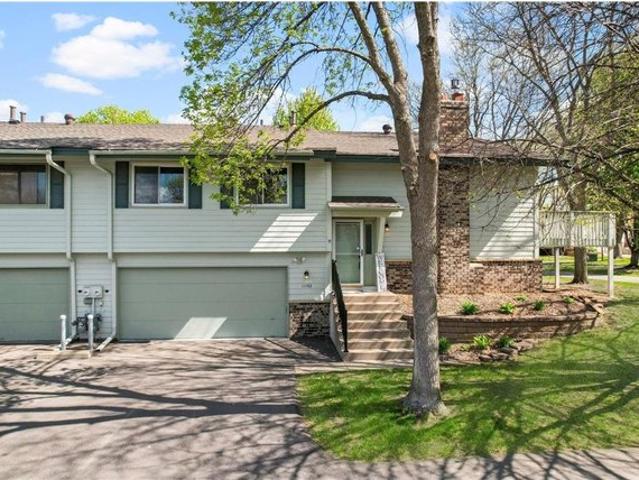 11143 Xavier Rd, Bloomington, MN 55437