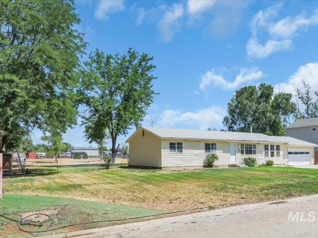 11140 W Gila Dr