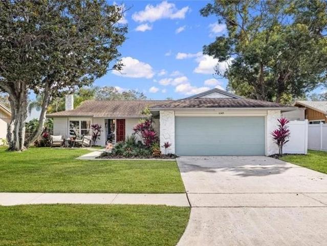 11145 Bella Loma Dr, Largo, FL 33774