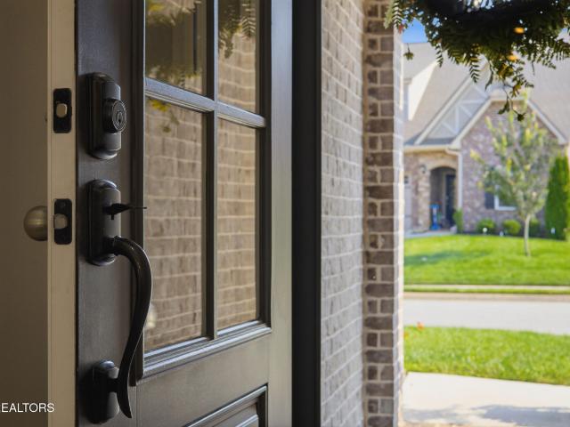 11145 Narrow Leaf Drive