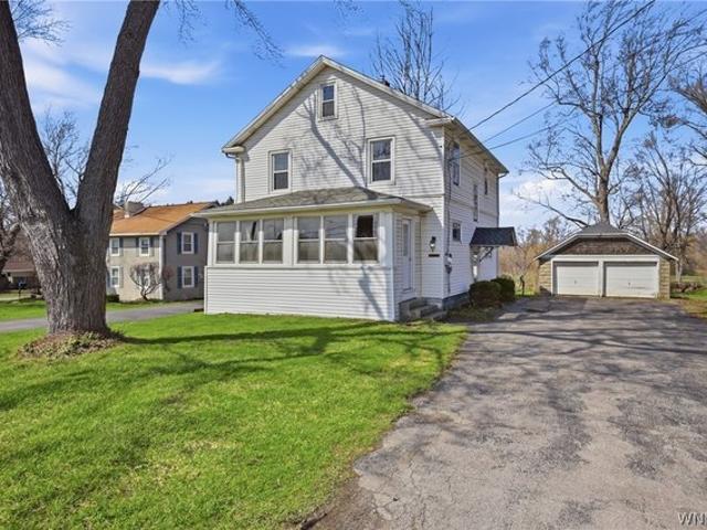 11146 Broadway St, Alden, NY 14004