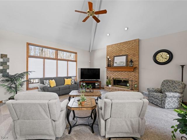 11148 Hempstead Lane