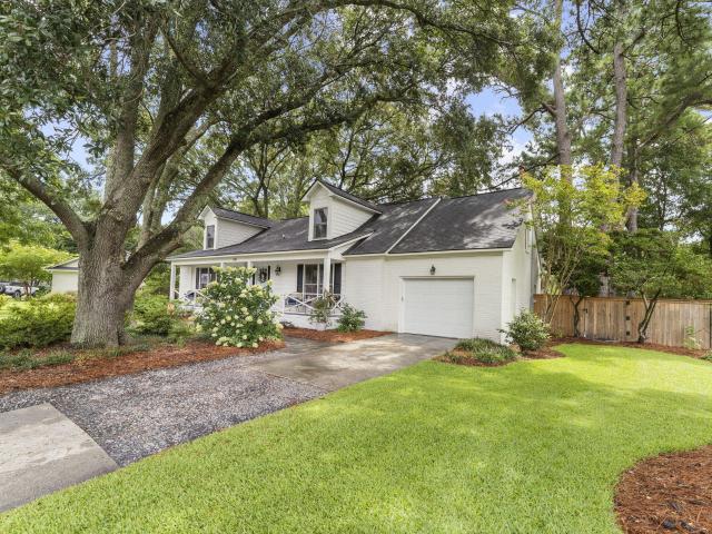 1114 Meadowcroft Lane