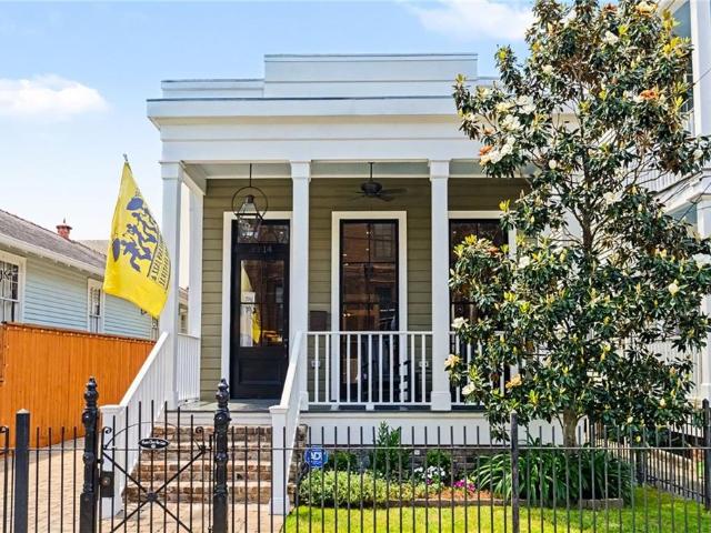 1114 Milan Street