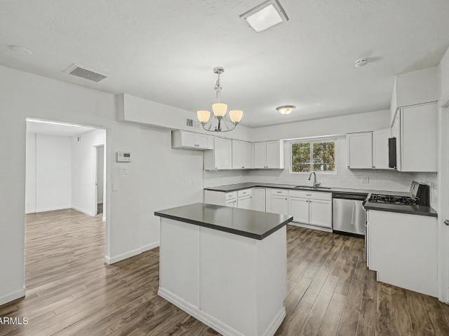 1114 N 18TH Street