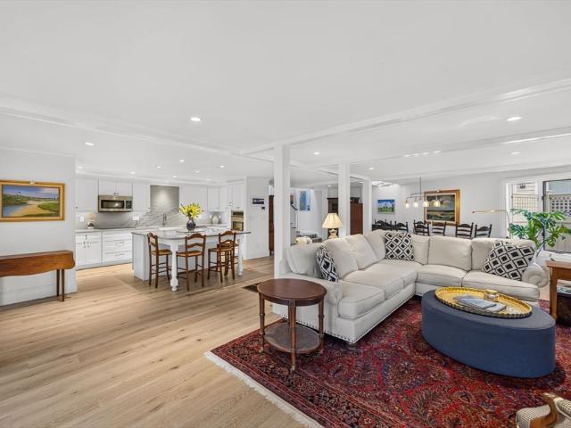 1114 Orleans Rd # 8
