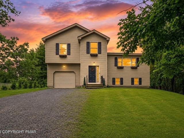 1114 Alpine Dr, East Stroudsburg, PA 18302