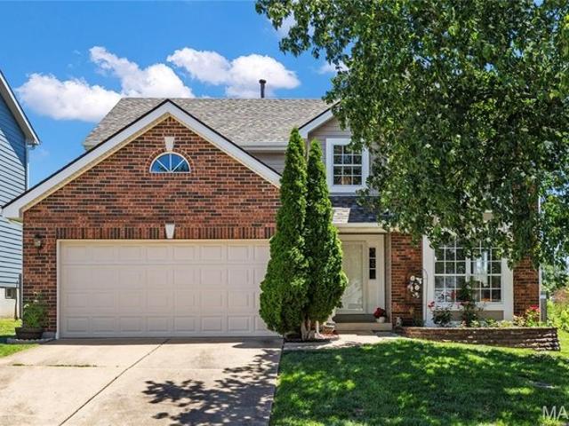 1114 Arbor Spring Ct, Ballwin, MO 63021