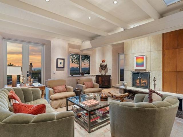 1114 Camino San Acacio, Santa Fe, NM 87505