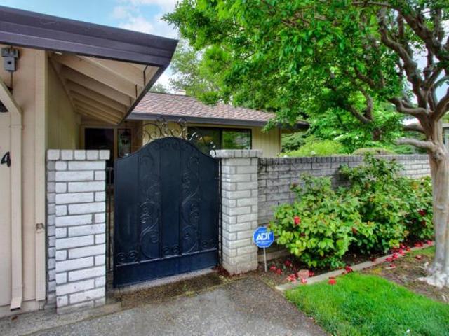 1114 Commons Dr, Sacramento, CA 95825