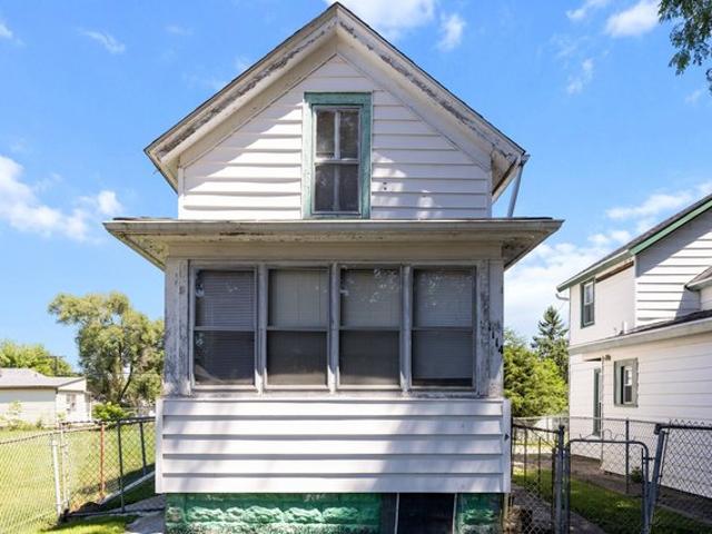 1114 Corbin St, Rockford, IL 61102