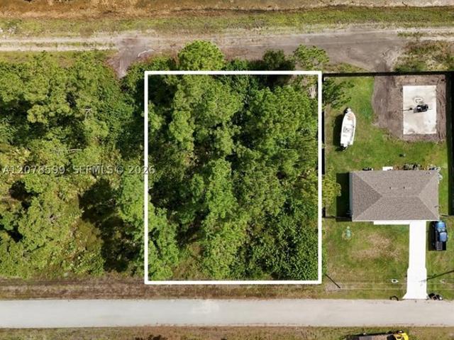 1114 Craft St E, Lehigh Acres, FL 33974