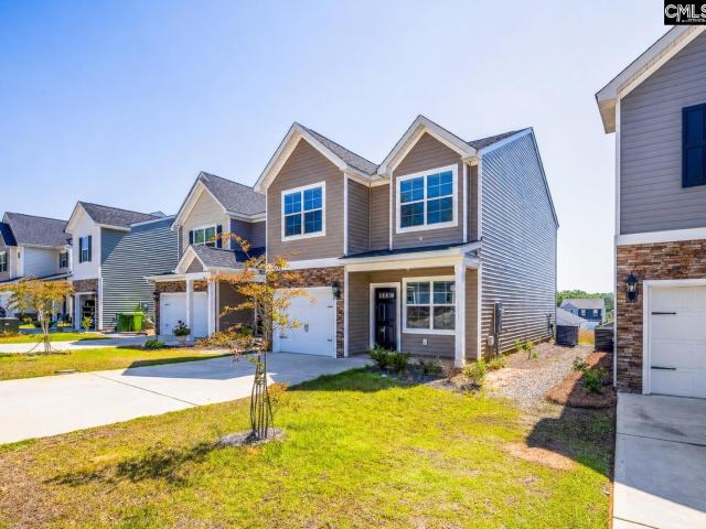 1114 Crescent Moon Loop