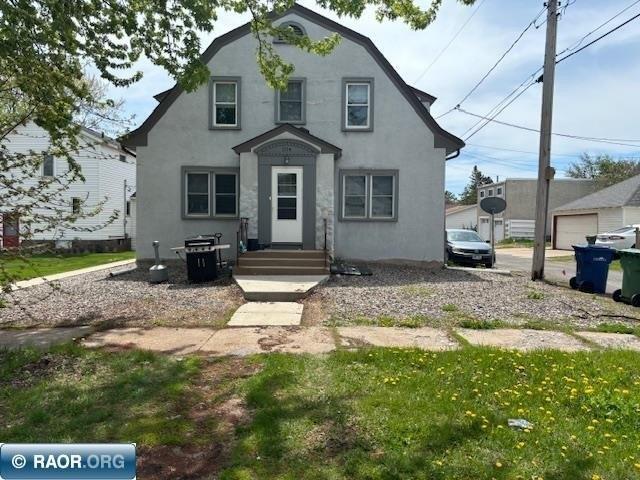 1114 E 22nd St, Hibbing, MN 55746