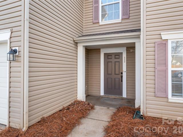 1114 Fenwick Court
