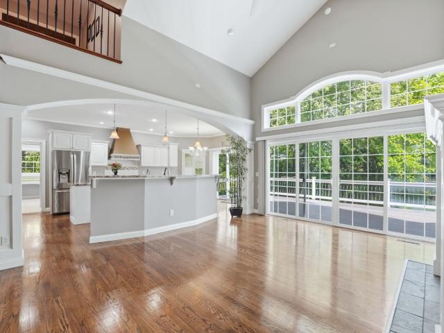 1114 Gleneagle Drive