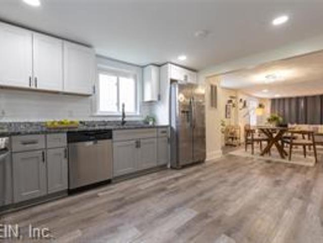1114 Hoover AVE