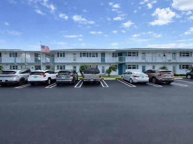 1114 Lake Ter Apt 205, Boynton Beach, FL 33426