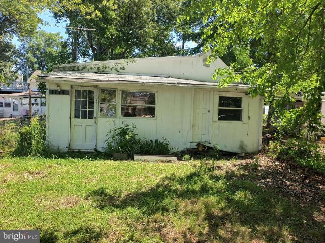 1114 Lossing Avenue