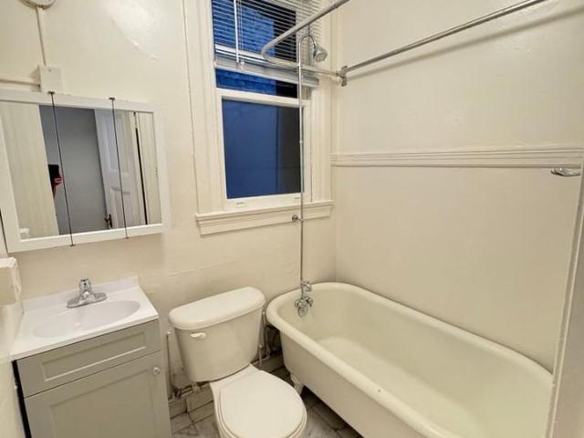 1114 Sutter Street Studio Apartment for Rent at 1114 Sutter St, San Francisco, CA 94109 Downtown