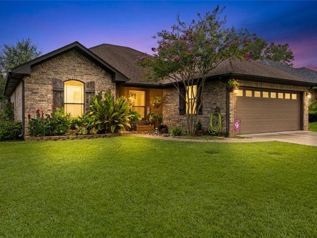 1114 Swinging Bridge Rd, Longview, TX 75604