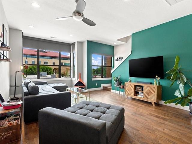 1114 S Adams St, Fort Worth, TX 76104