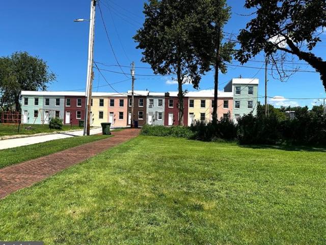 1114 Sarah Ann St, Baltimore, MD 21223