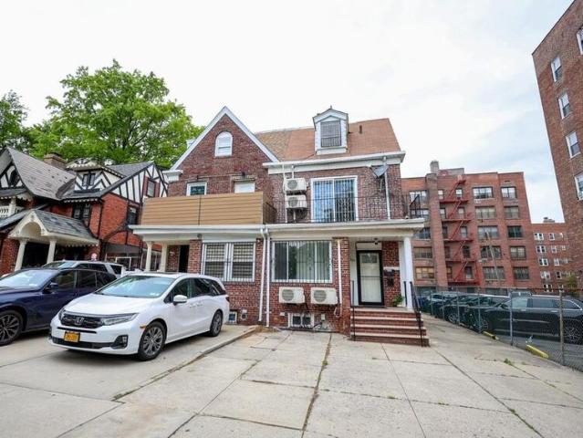 1114 th Avenue, Forest Hills, NY 11375