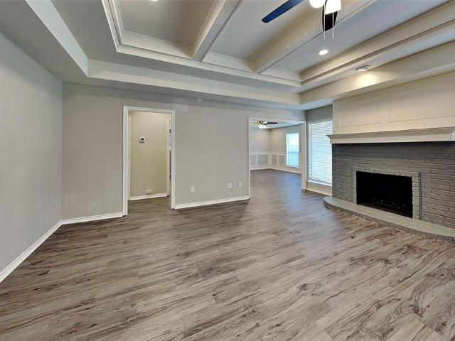 1114 Wilshire Drive