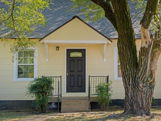 1114 Woodard St, Clarksville, TN 37040 | MLS #3163