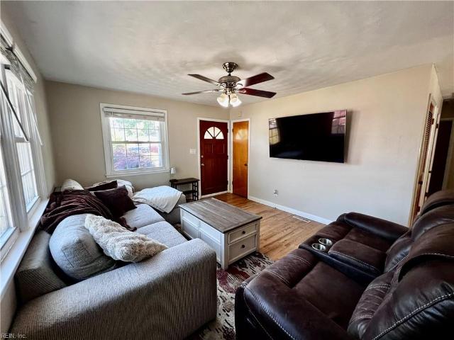 1114 Woodland Terrace DR
