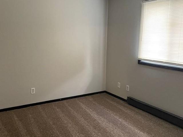 1114 1124 Vine Street 2 Bedroom Apartment for Rent at 1114 Vine St, West Des Moines, IA 50265