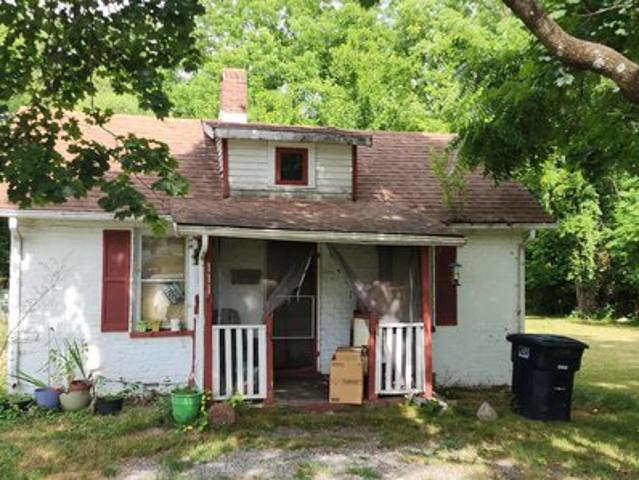 1114 13th St SE, Roanoke, VA 24013