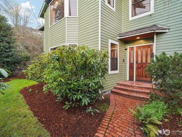 1114 2nd Ave N, Seattle, WA 98109 | MLS #2490
