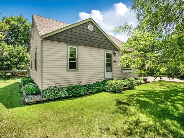 1114 34th Ave N, Saint Cloud, MN 56303