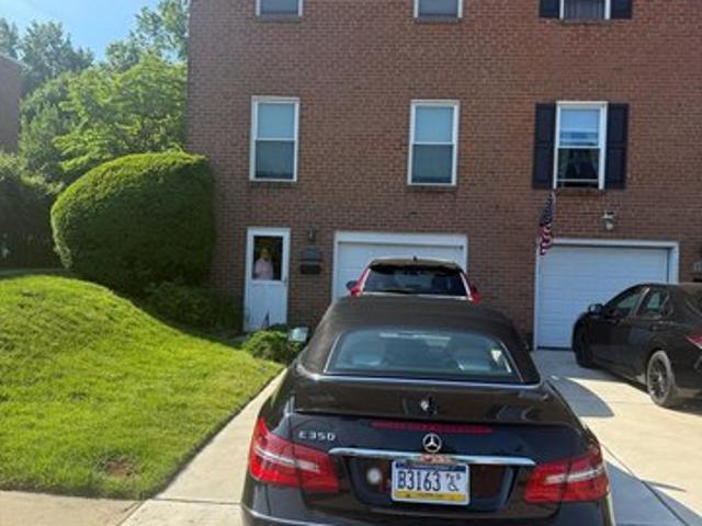 11153 Hendrix St, Philadelphia, PA 19116