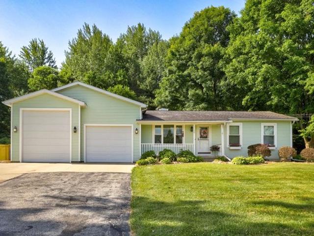 11150 Lange Rd, Birch Run, MI 48415