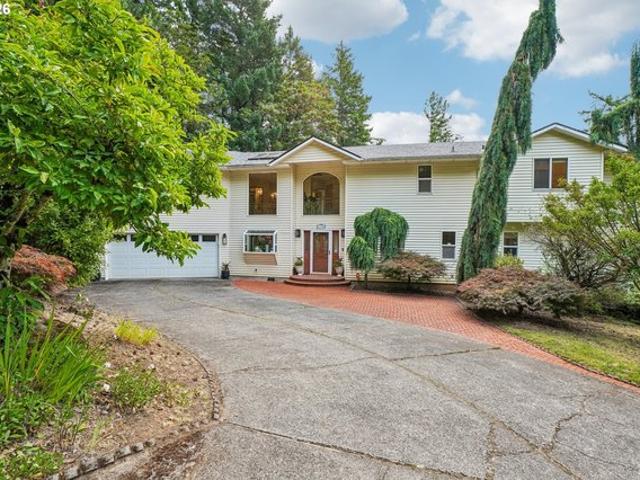 11150 SE Valley View Ter, Happy Valley, OR 97086