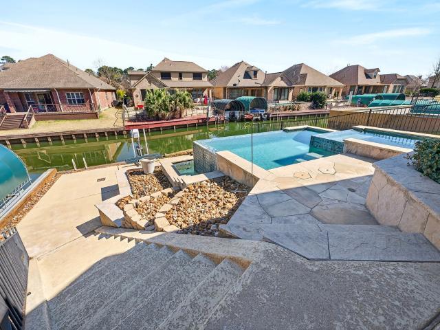 11151 Hunters Landing