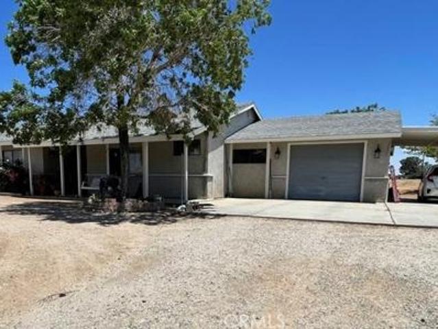 11155 5th Ave, Hesperia, CA 92345