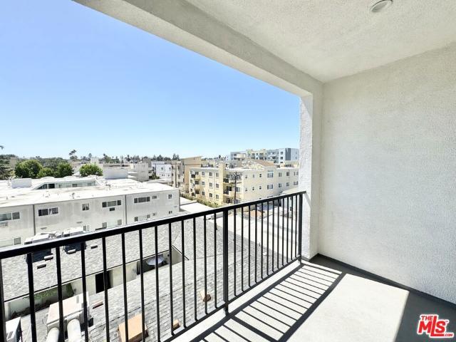 11155 Huston St 203