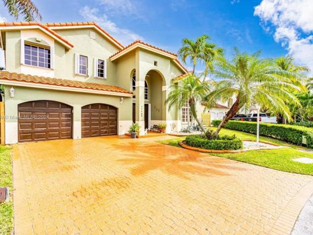 11155 SW 160th Ct, Miami, FL 33196