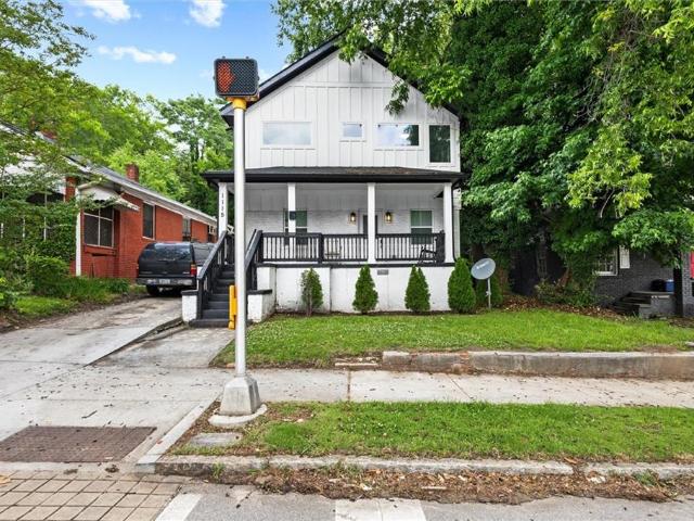 1115 M L King Jr Drive SW
